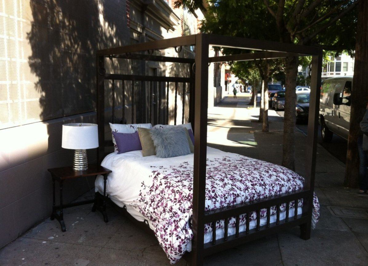 DungeonBeds ::: Folsom Bed - DungeonBeds :::: Built Tough to Play Hard