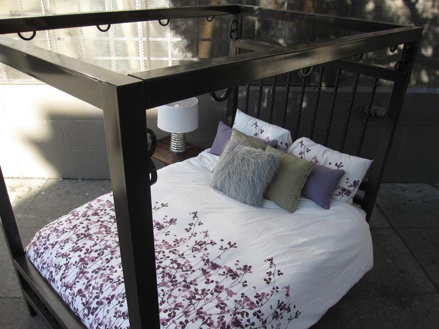 DungeonBeds ::: Folsom Bed - DungeonBeds :::: Built Tough to Play Hard