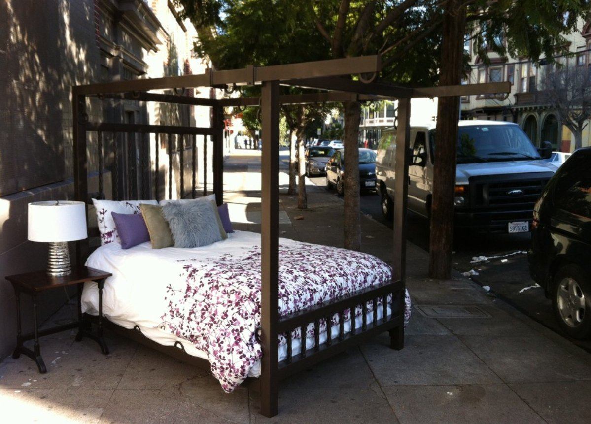 DungeonBeds ::: Folsom Bed - DungeonBeds :::: Built Tough to Play Hard