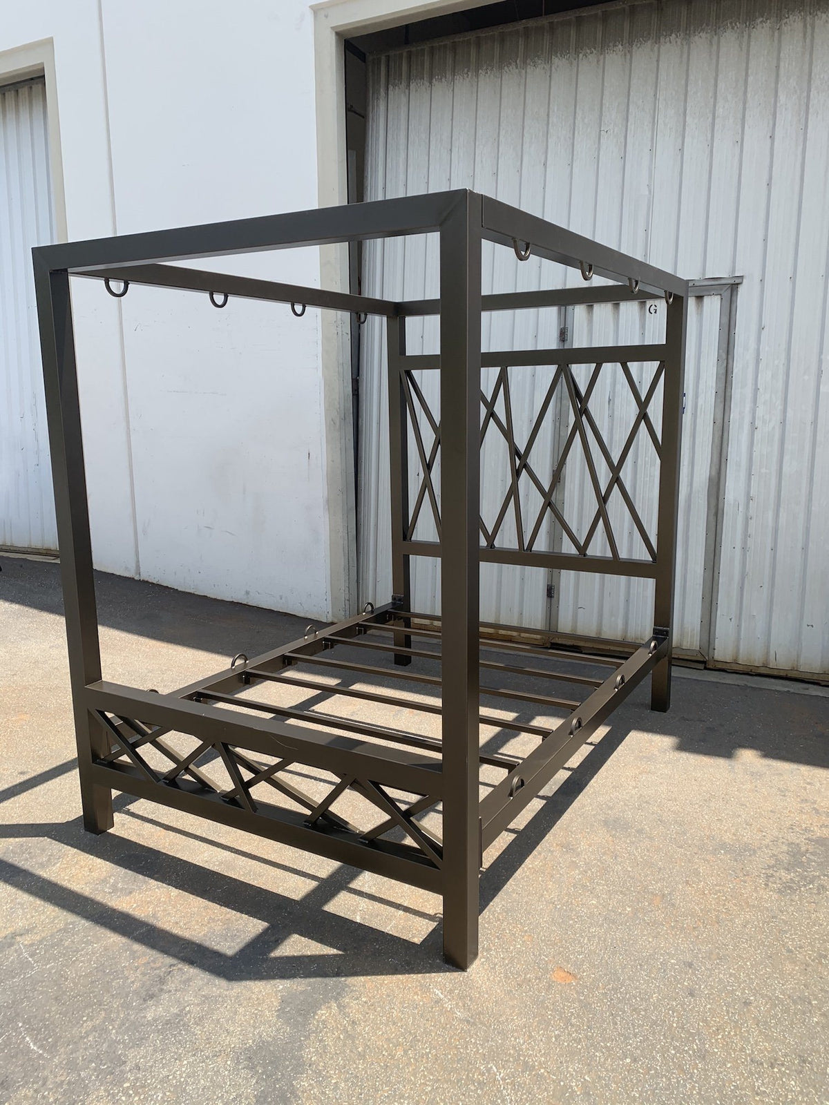 DungeonBeds ::: Lure Bed - DungeonBeds :::: Built Tough to Play Hard