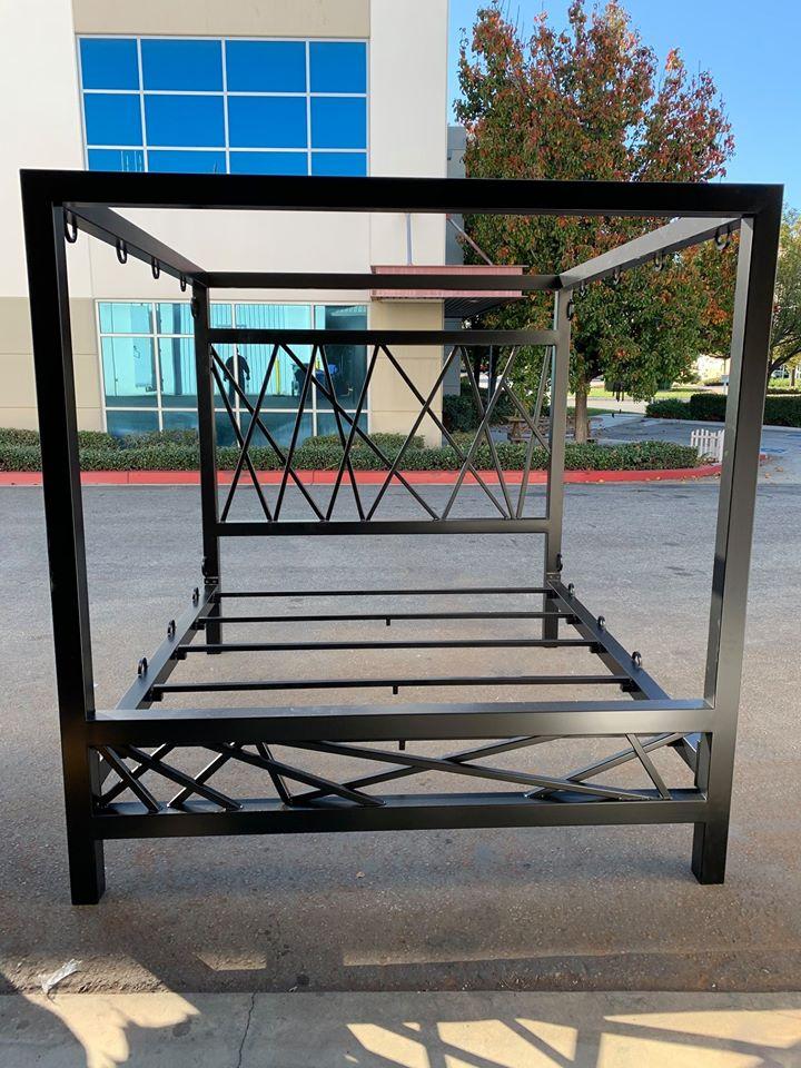 DungeonBeds ::: Lure Bed - DungeonBeds :::: Built Tough to Play Hard